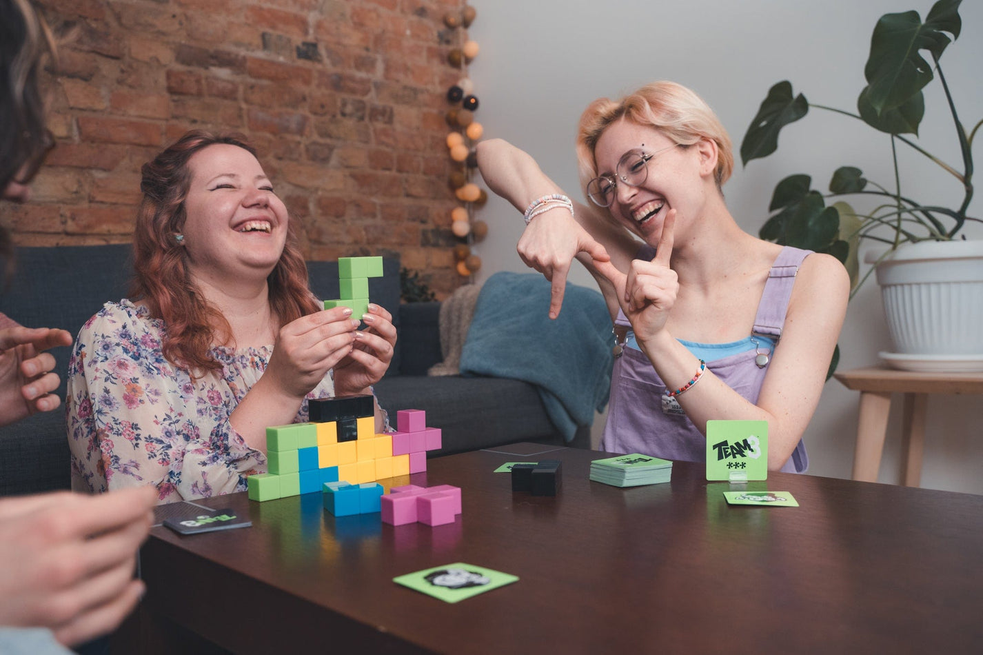 TEAM3 Green party board game – Brain Games Publishing